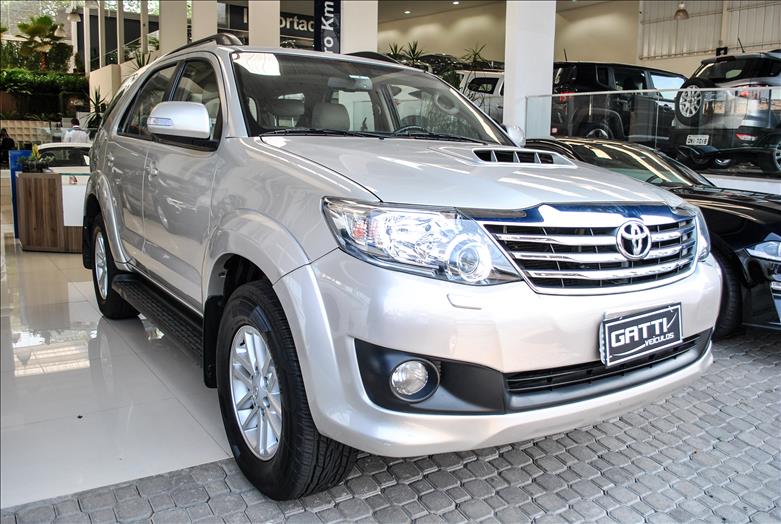 Gatti Veiculos - Loja de carros zero e seminovos.