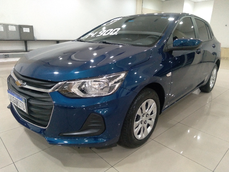 Chevrolet Onix 1.0 LT | Vigorito | VW